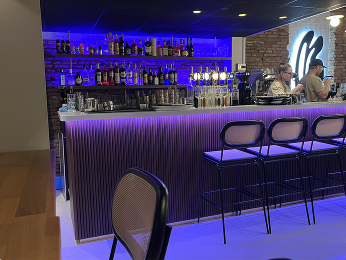 Blanquette, le nouveau restaurant de la place Dupuy qui revisite la ...